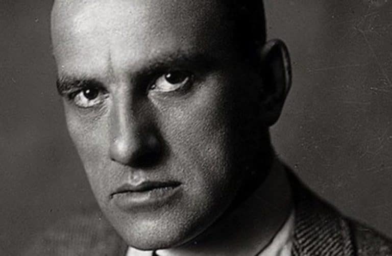The Paradoxes of Vladimir Mayakovsky
