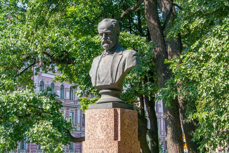 Tchaikovsky: The Life and Modern Legacy of Russia's Great Composer