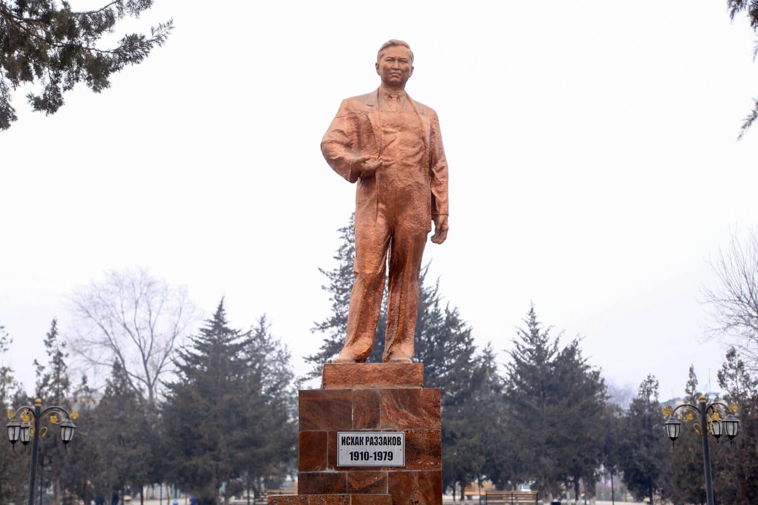 Iskhak Razzakov: The Popular Kyrgyz Hero and His House Museum